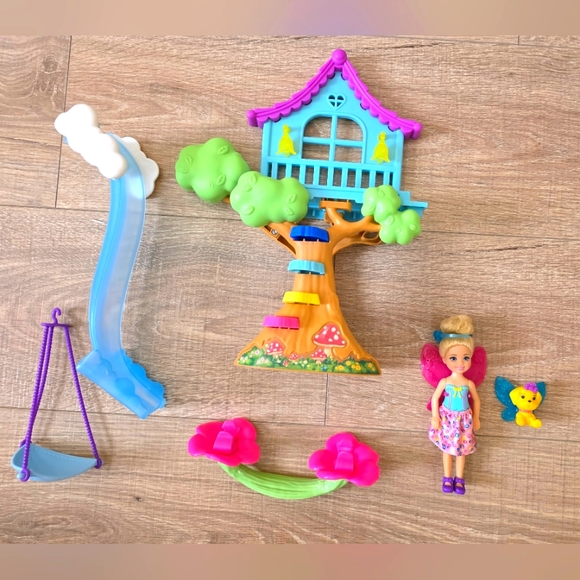 Barbie Dream Camper Barbie Club Chelsea Treehouse Playset With Slide ...